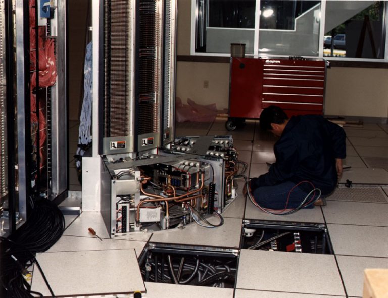 Cray Y-MP NASA Glenn Research Center 03 – Cray-History.net